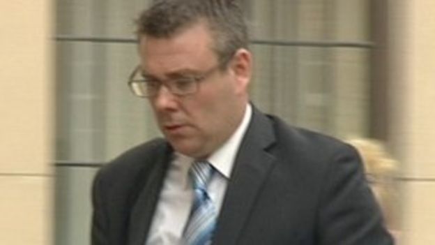 Teacher jailed over sex at Oxfordshire school - BBC News