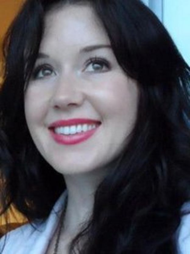 Jill Meagher: Missing Irishwoman filmed on CCTV walking home - BBC News