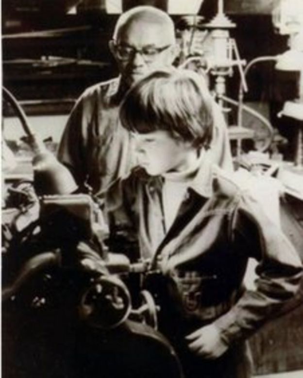 Makers unite - the revolution will be home-made - BBC News