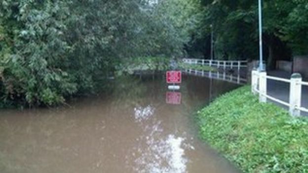 New Worcestershire Flood Defences Working Well Bbc News