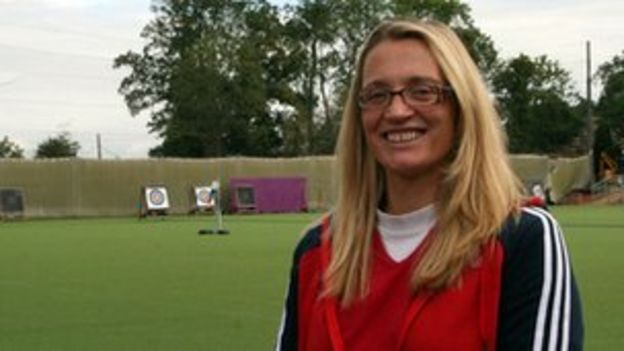 Olympic archer Alison Williamson plans future as teacher - BBC News