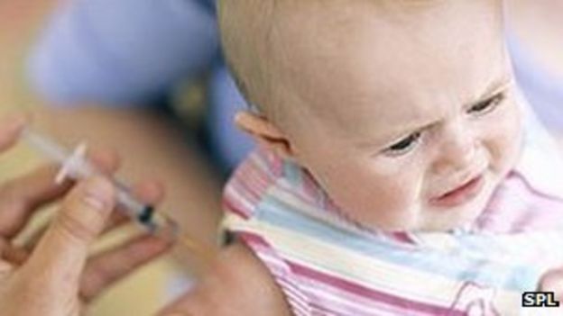 Whooping cough vaccination offered to pregnant women - BBC News