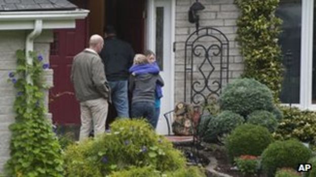 Father who mistakenly shot son 'devastated' - BBC News