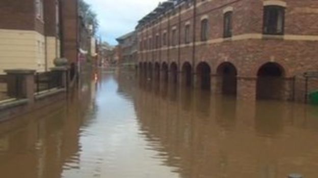 Work on delayed York flood defences to start next year - BBC News