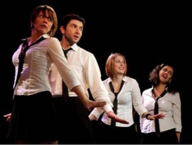 Les Franglaises: French fun with old rock ballads - BBC News