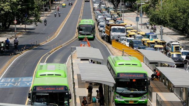 Public transport holds key for clean cities, says study - BBC News