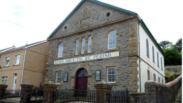 Historical chapel linked to Aberfan disaster 'totally gutted' - BBC News