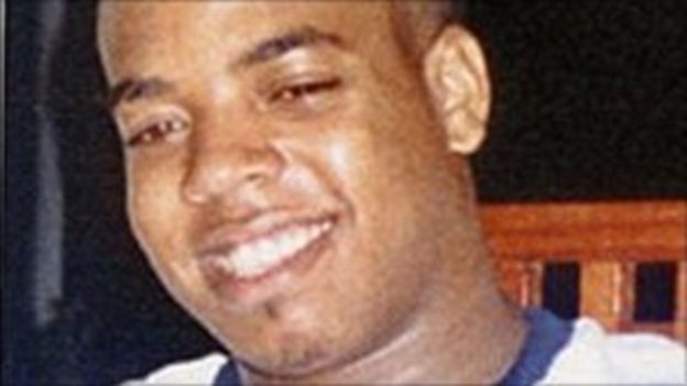 Azelle Rodney lawyers 'can see' police surveillance film - BBC News