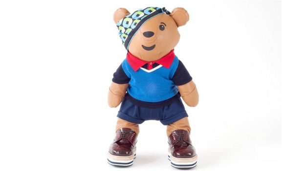 Pudsey Bear gets a makeover by famous designers! - BBC Newsround