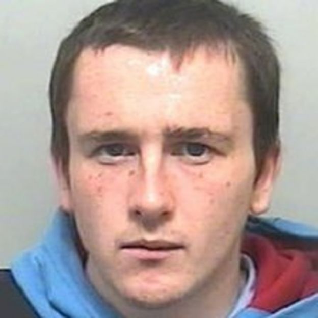 Man jailed for armed Fraddon garage scratch card robbery - BBC News