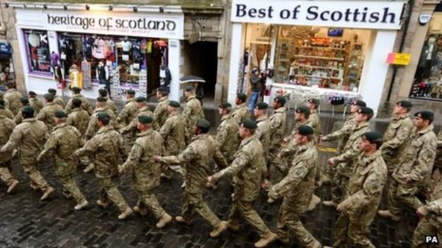 3rd Battalion The Rifles granted freedom of Edinburgh - BBC News