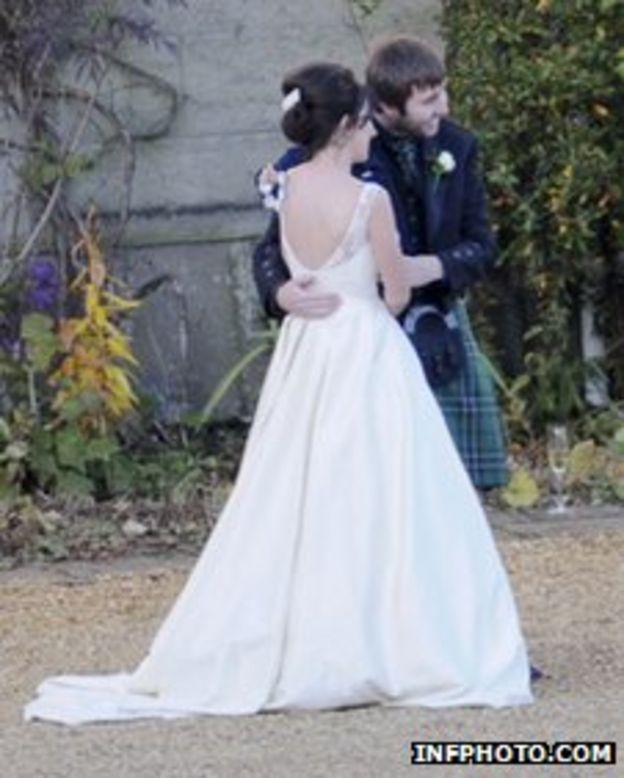 Inbetweeners actor James Buckley marries Clair Meek - BBC News