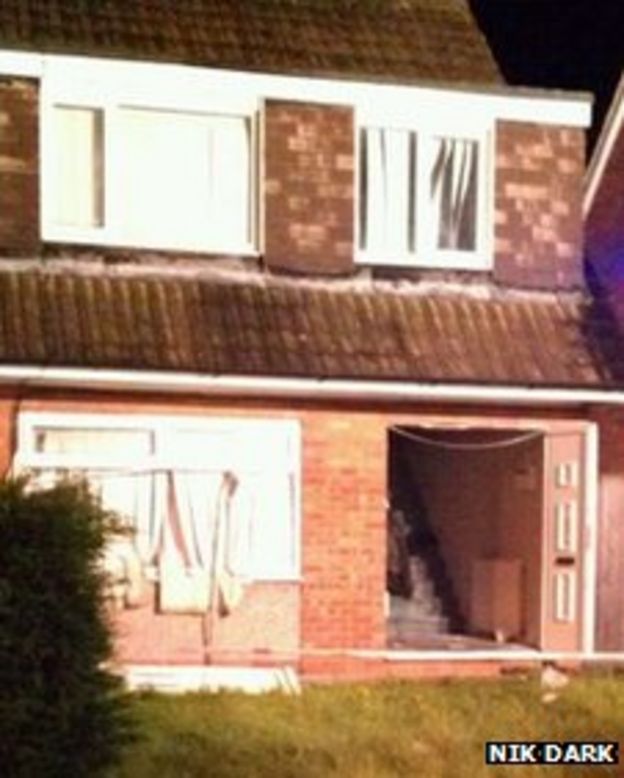 Man arrested after Middlesbrough house explosion - BBC News