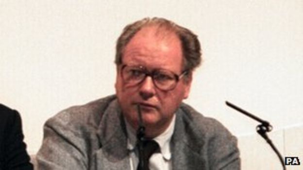 Viewpoint: What dangers may lie ahead for libellous tweeters - BBC News