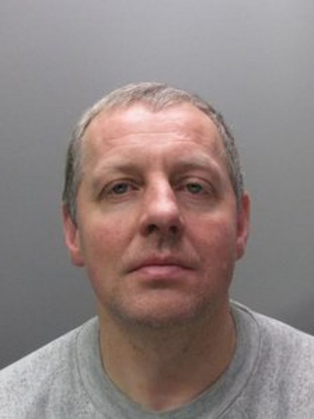 Peterborough ex-wife murder: Rimas Venclovas gets life sentence - BBC News