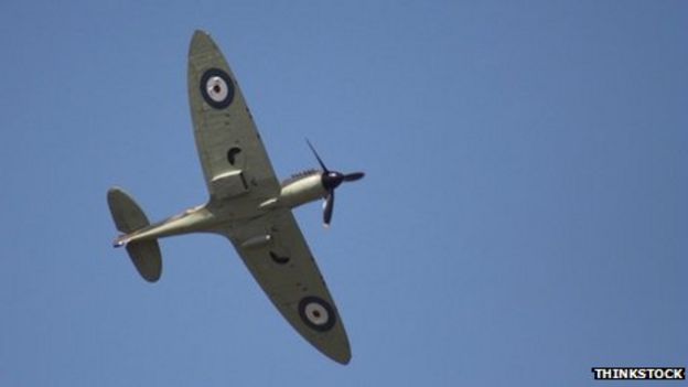 Ronald Berry: Hull's Spitfire pilot from Churchill's 'Few' - BBC News
