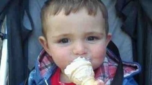 Charity honours Jamie Heaton killed in Shaw blast - BBC News