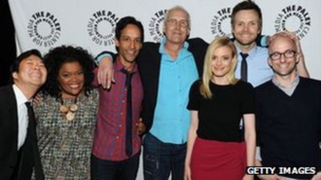 Chevy Chase leaves US sitcom Community - BBC News