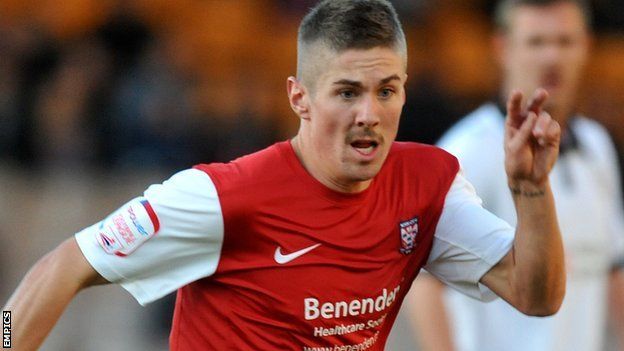 Peterborough United recall Daniel Kearns from York City - BBC Sport