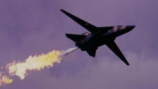 Rescuers to return to scene of US jet crash on Skye - BBC News