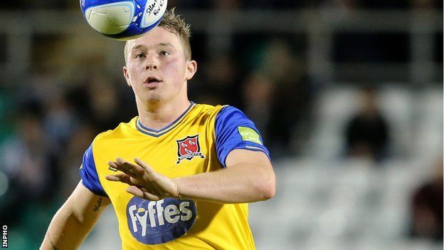 Derry sign striker Michael Rafter from Dundalk - BBC Sport