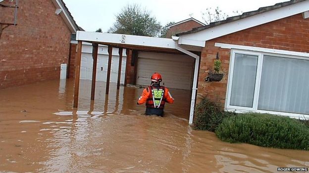 'End in sight' for Feniton flooding says council - BBC News