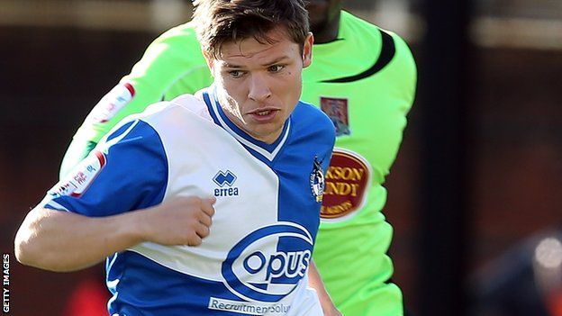 Bristol Rovers midfielder Wayne Brown to leave in January - BBC Sport