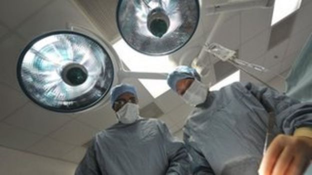 Surgeon data: 'Historic' move for NHS - BBC News