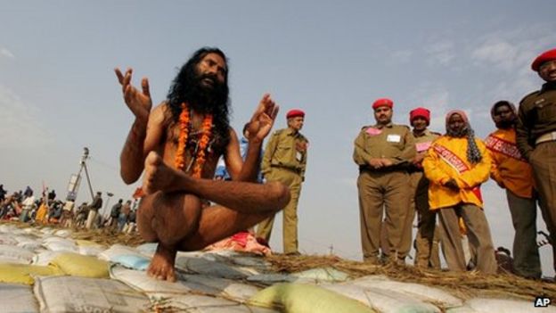Kumbh Mela festival - BBC News