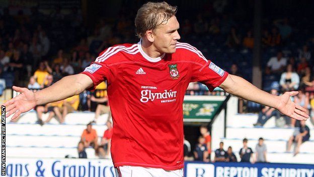 Danny Wright returns to boost Wrexham's strike force - BBC Sport