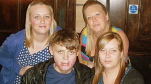 Connor Rowntree's family look forward to Christmas - BBC News