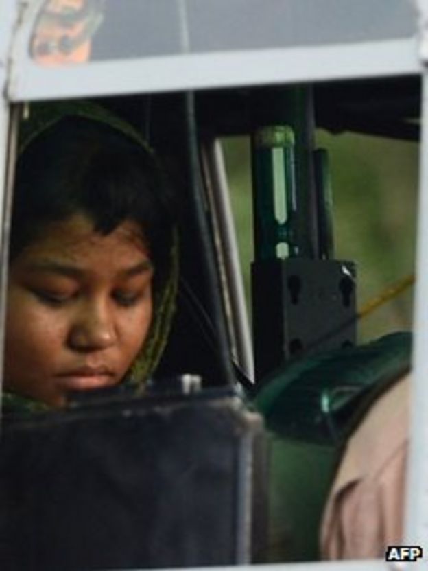 Pakistani Mob Beats To Death Muslim Accused Of Blasphemy Bbc News