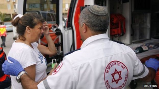 Gaza attacks on Israel 'violation of laws of war' - BBC News