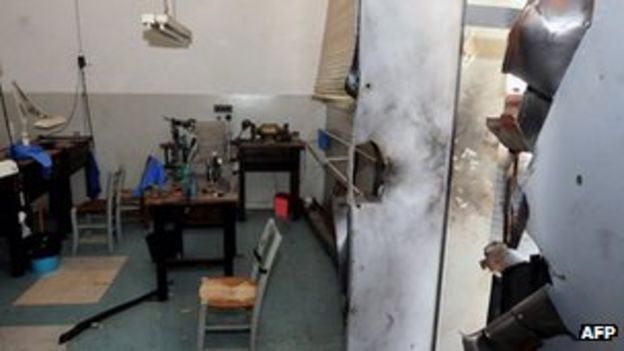 Brazilian police rescue hostages from failed robbery - BBC News