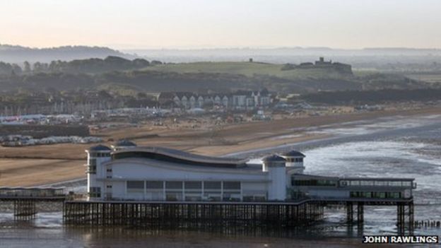Weston-super-Mare Grand Pier fire: Alarm firm negligent - BBC News