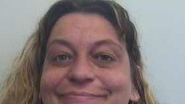 Missing woman April Tanner: Police appeal for information - BBC News