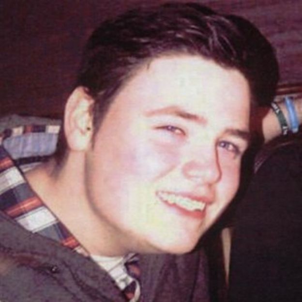 Jason McGovern death: Police appeal for information - BBC News