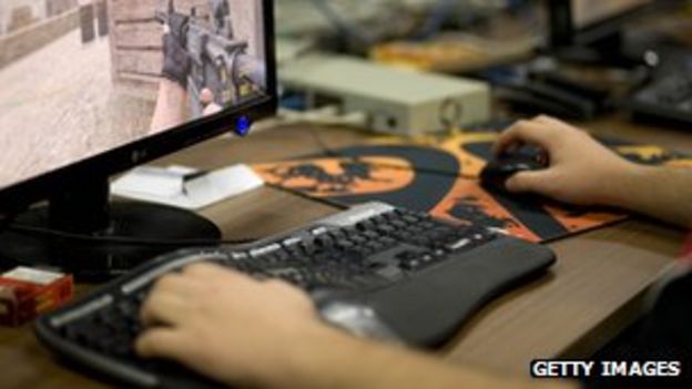 Gamers hired by father to 'kill' son in online games - BBC News