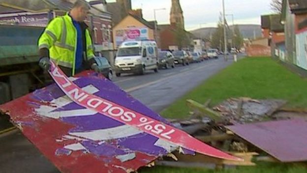 NI riots make headlines across globe - BBC News