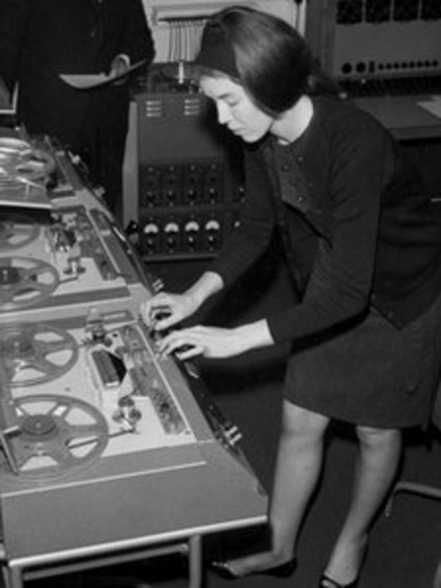 Celebrating Doctor Who pioneer Delia Derbyshire - BBC News