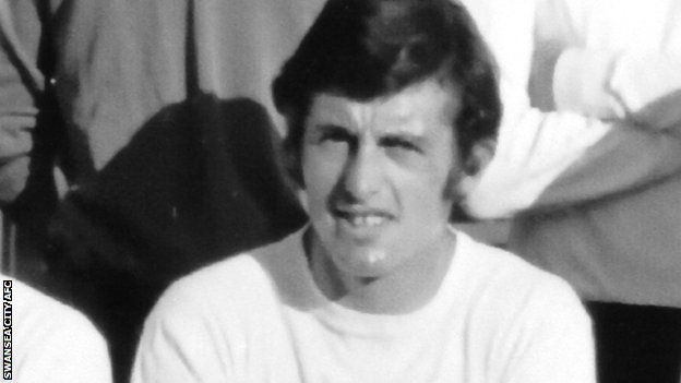 Swansea City mourn midfielder Geoff Thomas, aged 64 - BBC Sport