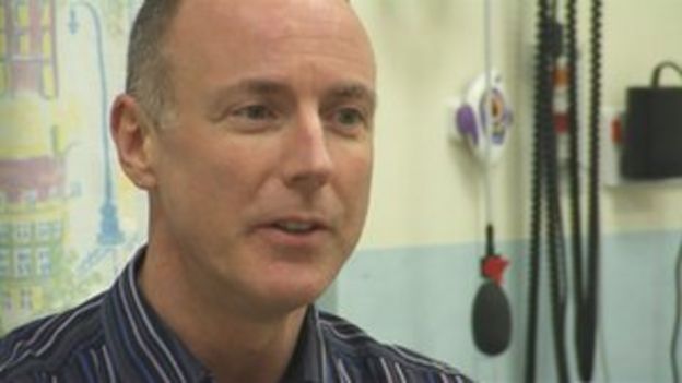 Broadcaster gives personal account of his MS diagnosis - BBC News