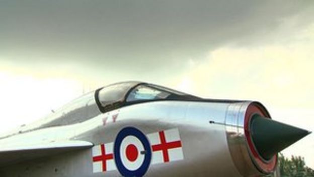 Dyson applies to install fighter plane at Wiltshire HQ - BBC News