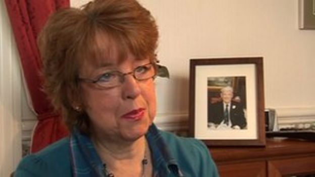 Liverpool Care Pathway: More than 10,000 patients placed on plan - BBC News