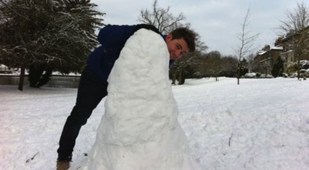 How to build the perfect snowman - BBC Newsround