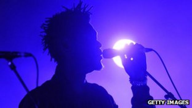 Massive Attack plan live 'dream' at Manchester festival - BBC News