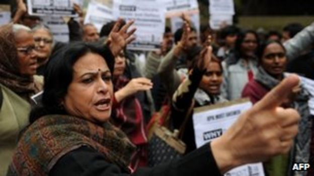 Protesters say new Indian rape law not strong enough - BBC News