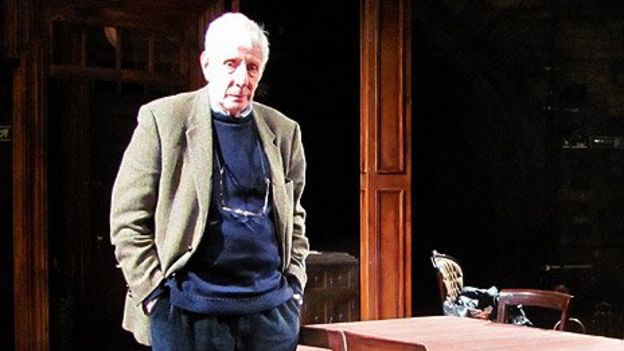 Sir Jonathan Miller, director and humorist, dies at 85 - BBC News