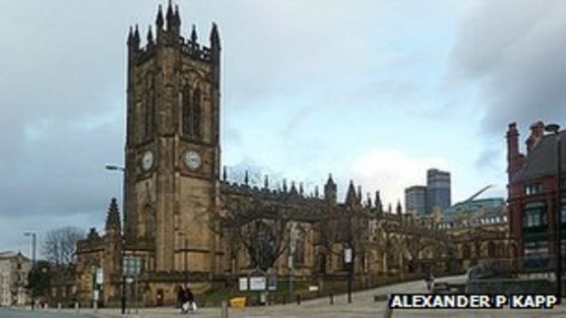 Work begins on Manchester Cathedral's temporary church - BBC News