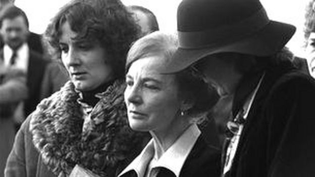 Three generations: fall-out from a forgotten Irish kidnapping - BBC News